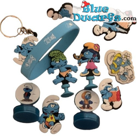 Smurfs Advent Calendar - 12 figures and 12 Smurf gadgets - The Purple ...