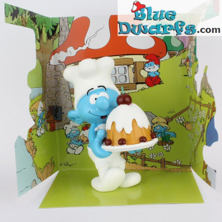 Smulsmurf met taart - kunstharsfiguur - Plastoy - 10 cm | 3521320001661